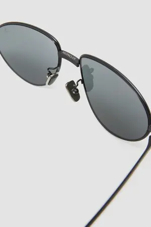 Moncler Vizla Pilot Sunglasses