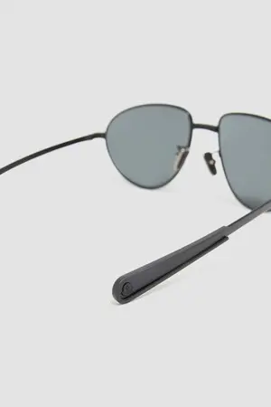 Moncler Vizla Pilot Sunglasses