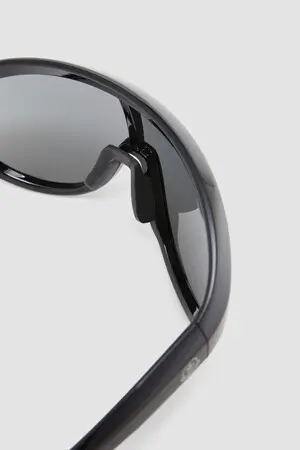 Moncler Contrast Oval Sunglasses