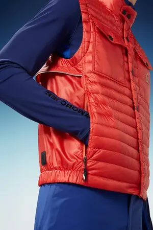 Moncler Ollon Down Gilet - Red