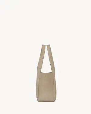 Saint Laurent Le 5 À 7 Small Bea Grain Leather Handbag - Light Cumin
