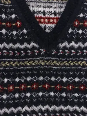 DUNST Fairisle-pattern V-neck Sweater