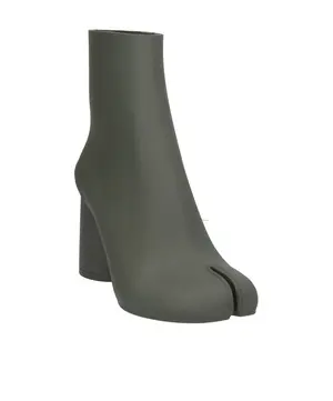 MAISON MARGIELA Solid Color Ankle Boots