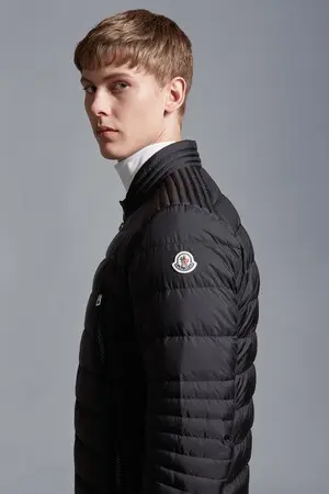 Moncler Amiot Short Down Jacket