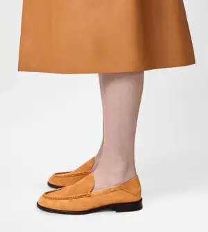 TOD'S Round-toe Loafers