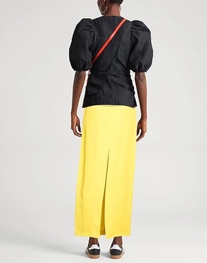 Max Mara Minimalist Solid Color Pencil Skirt