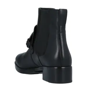 Tory Burch Solid Color Round-toe Upper