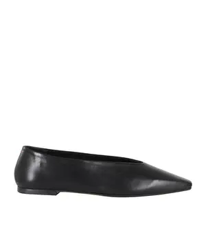 AeydĒ Pointed Toe Leather Flats