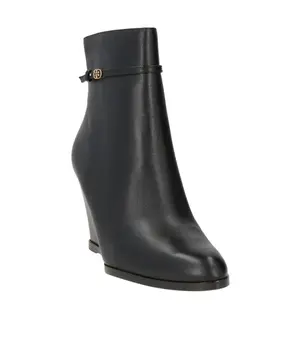 Tory Burch Leather Ankle Boots With Pointed Toe And Zipper Closure