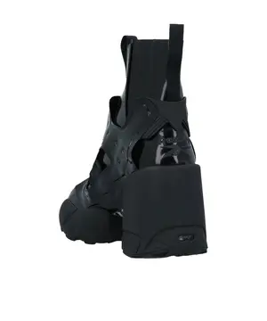 REEBOK X MAISON MARGIELA Square Toe Block Heel Ankle Boots - Black