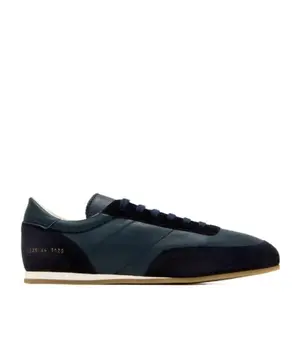 COMMON PROJECTS Minimal Lace-up Sneakers - Black