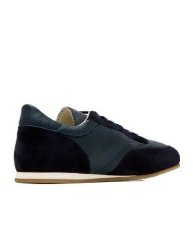 COMMON PROJECTS Minimal Lace-up Sneakers