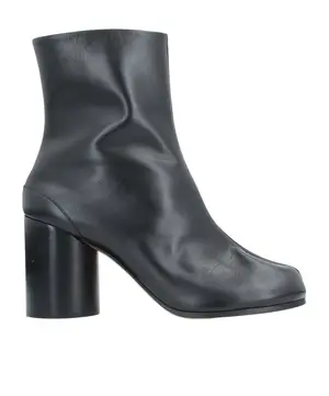 MAISON MARGIELA Solid Color Ankle Boots - Black