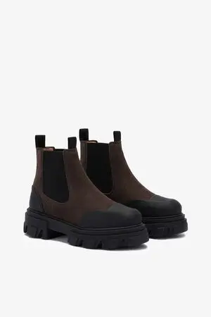 GANNI Cleated Low Chelsea Boots In Brown