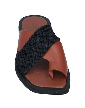 MAXCO. Max&co. Two-tone Square Toe Slip-on Slippers