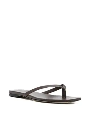 AeydĒ Renee Flip Flop - Black
