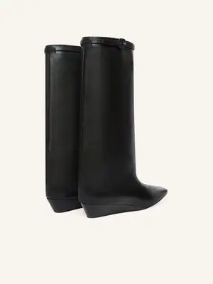 COURREGES Square-toe Boots