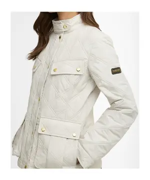 Barbour Halsey Long Sleeve Quilted Jacket