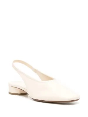 AeydĒ Dua Backstrap Leather Pumps