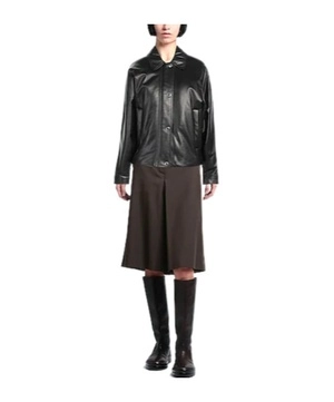 Burberry Minimalist Leather Jacket With Classic Collar And Embroidered Logo