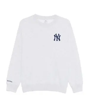 SPORTY  RICH Sporty & Rich Heritage Yankees Serif Sweatshirt