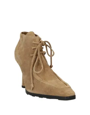 Burberry Lace-up Suede Ankle Boots With Square Toe - Sand-colored
