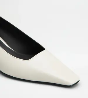 TOD'S Leather Pumps With Metallic Detailing - White