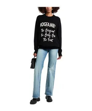 Dolce & Gabbana Minimalist Solid-color Knit Top