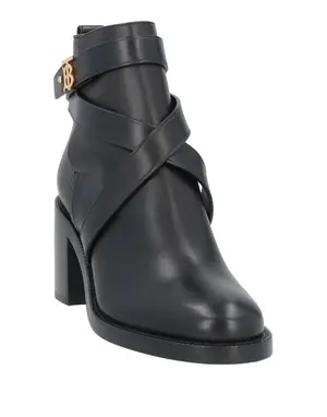 Burberry Leather Ankle Boots With Thick Heel And Zipper Detail