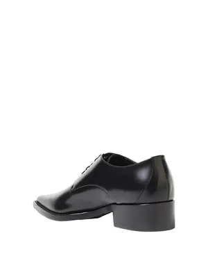 Dolce & Gabbana Solid Color Laced Shoes