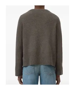 Closed Crew-neck Long-sleeve Sweater