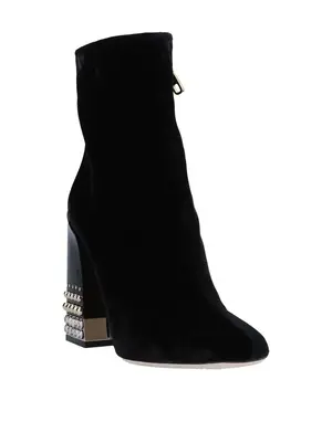 Dolce & Gabbana Solid Color Ankle Boots