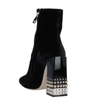 Dolce & Gabbana Solid Color Ankle Boots