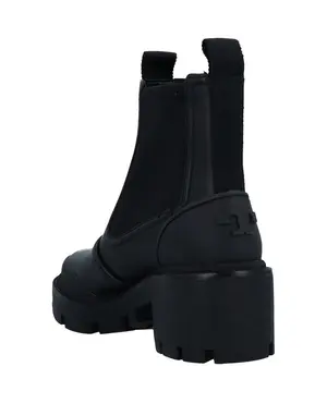 Tory Burch Minimalist Leather Shoes