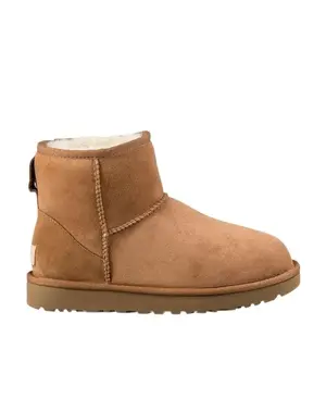 UGG UGG Logo Short Boots Brown