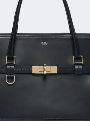Max Mara Natural Leather Handbag