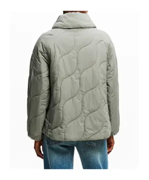 Varley Fabia Quilted Jacket With Elasticated Hem