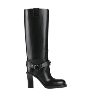 Burberry Simple Leather Boots - Black