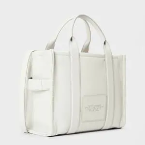 Marc Jacobs Stylish And Versatile Tote Bag