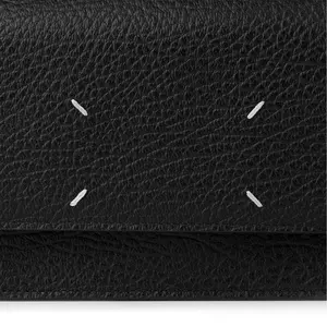 MAISON MARGIELA Logo Shoulder Bag - Black