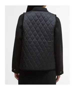 Barbour Diamond Quilted Gilet With Plush Trims