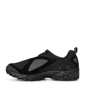 Comme Des Garçons Round Toe Sneakers