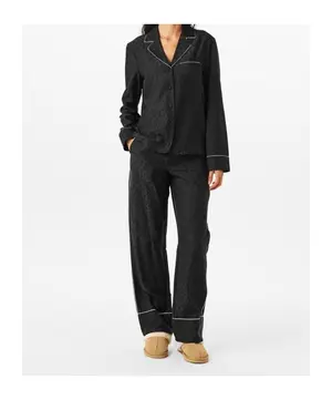 Off-White Casual Pants