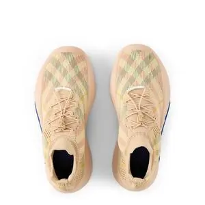 Burberry Vintage Check Neptune Sneakers - Nude