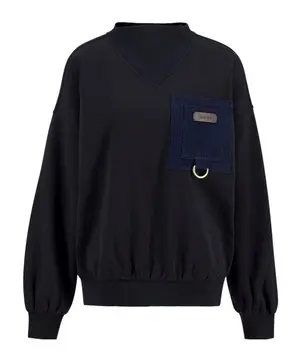 Barbour Long-sleeved Crew Neck Sweatshirt With Pocket Detail