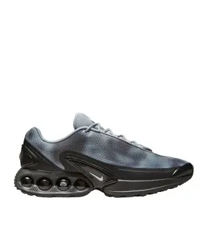 Nike Max Dn Low Top Sneakers - Black
