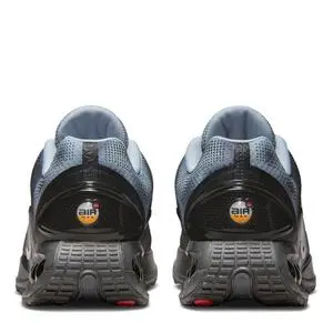 Nike Max Dn Low Top Sneakers - Black