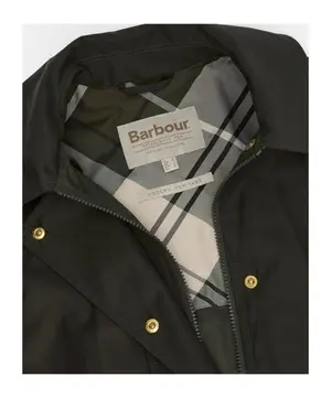 Barbour Long-sleeved Trench Coat With Cape Detail
