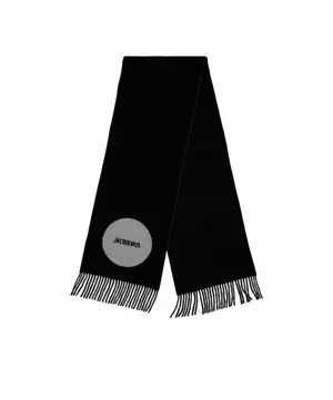 Jacquemus Warm And Versatile Scarf - Black