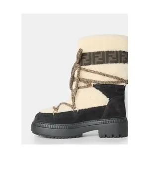 Fendi Wool Snow Boots With Ff Monogram